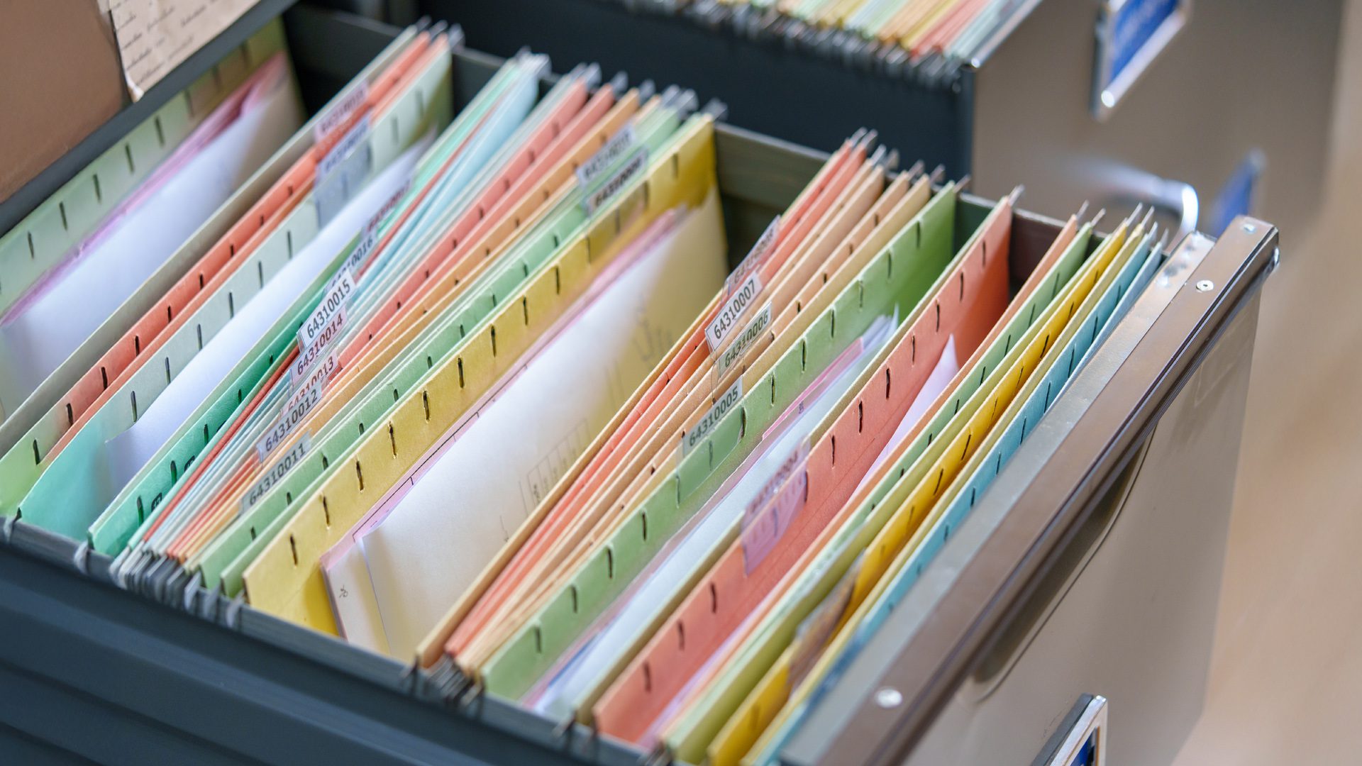 Machine Learning Algorithms for Intelligent Document Classification ...